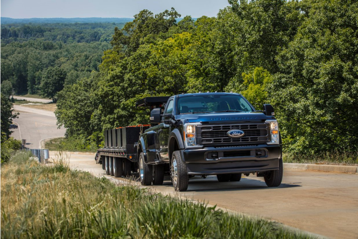8 Best Practices for Managing Work Truck Fleets — Summit Fleet